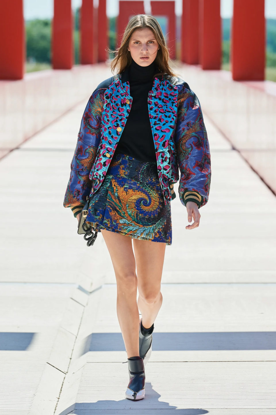 What Sold in 2022: The Year of Valentino Pink, Rick Owens, Tote Bags ...