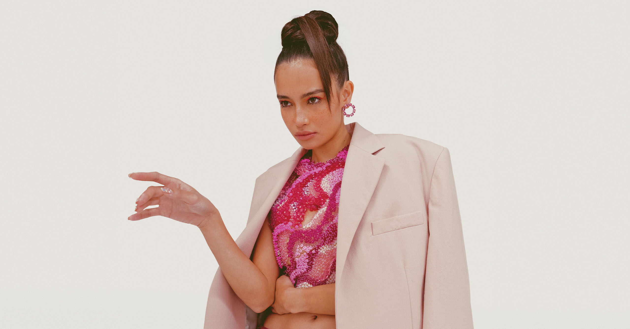 Time To Dust Off Your Oversized Jackets—The Year-Round Staple Is Back ...