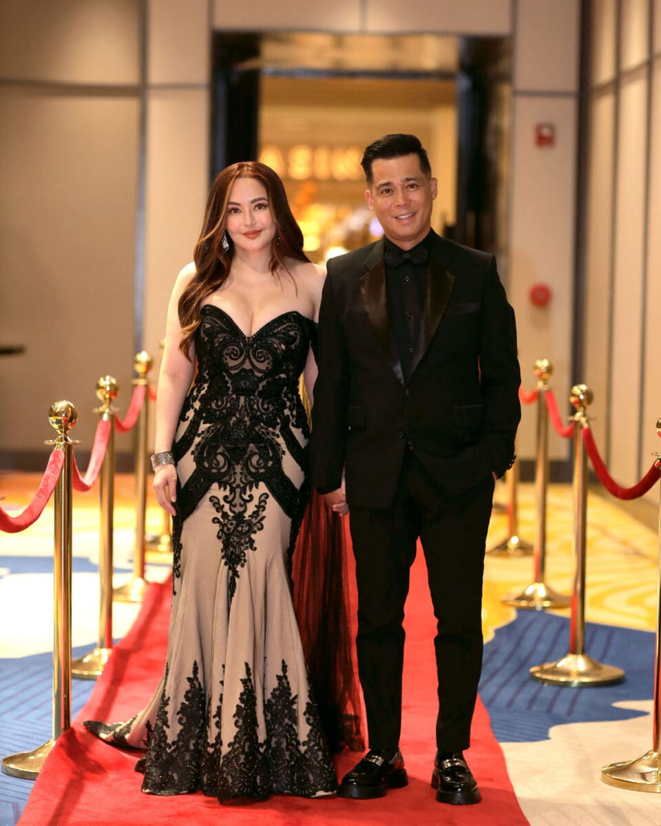 Dr. Steve Mark Gan Centers His 2024 Christmas Gala on Reflection ...