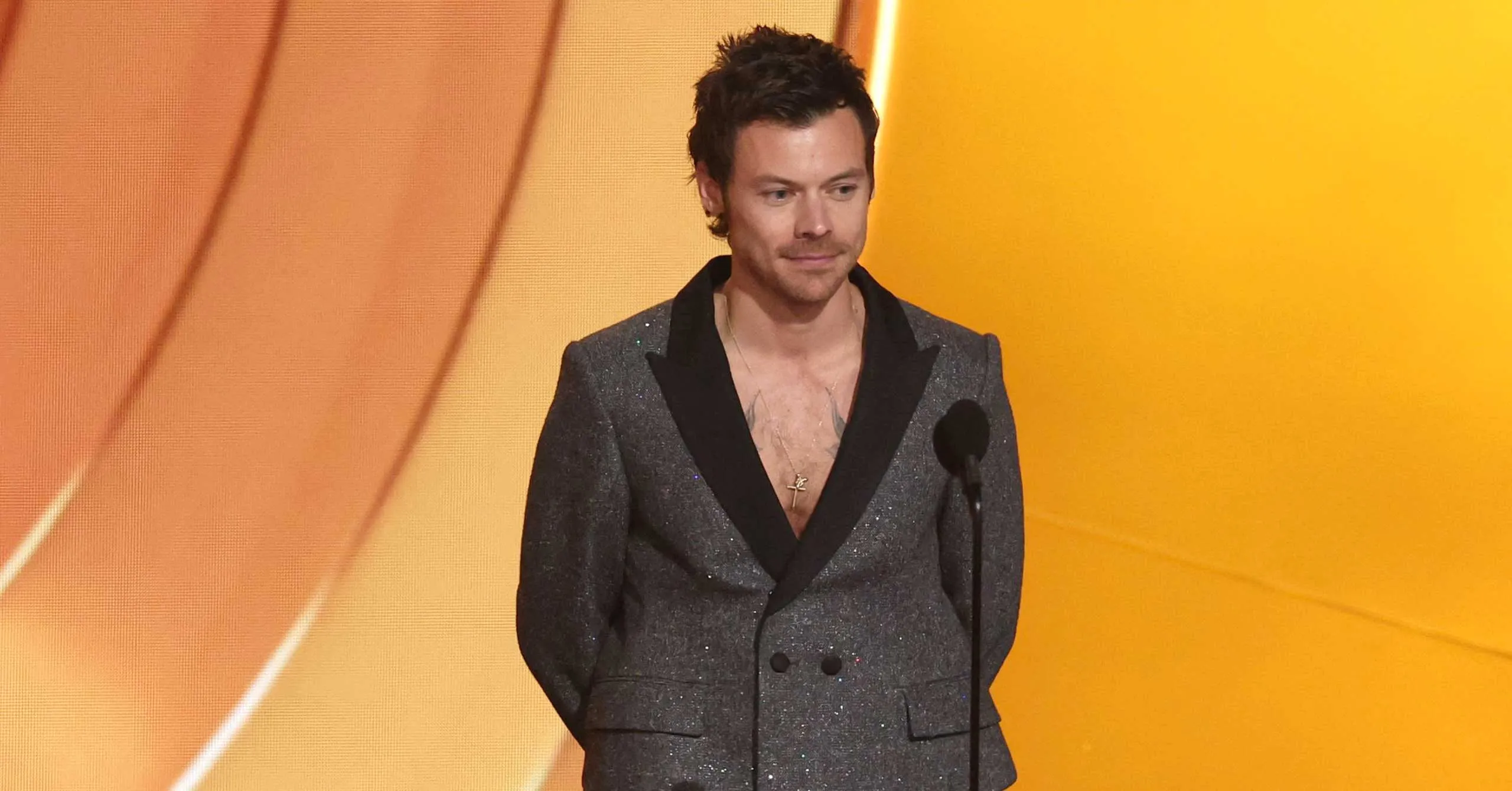 Harry Styles Perfects the Shirtless Blazer at the Grammys 2026